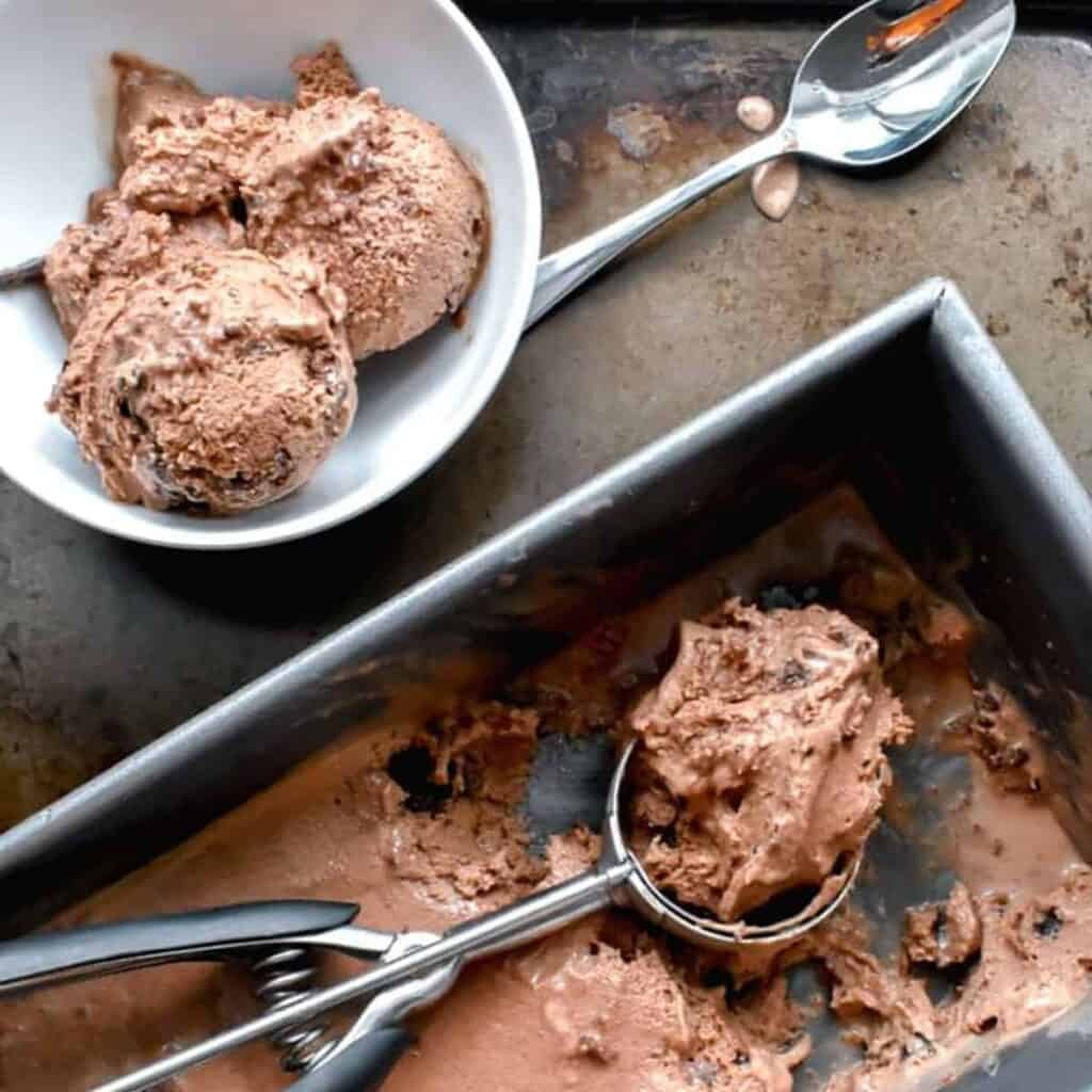 Salted Nutella Fudge Brownie Gelato - Stress Baking
