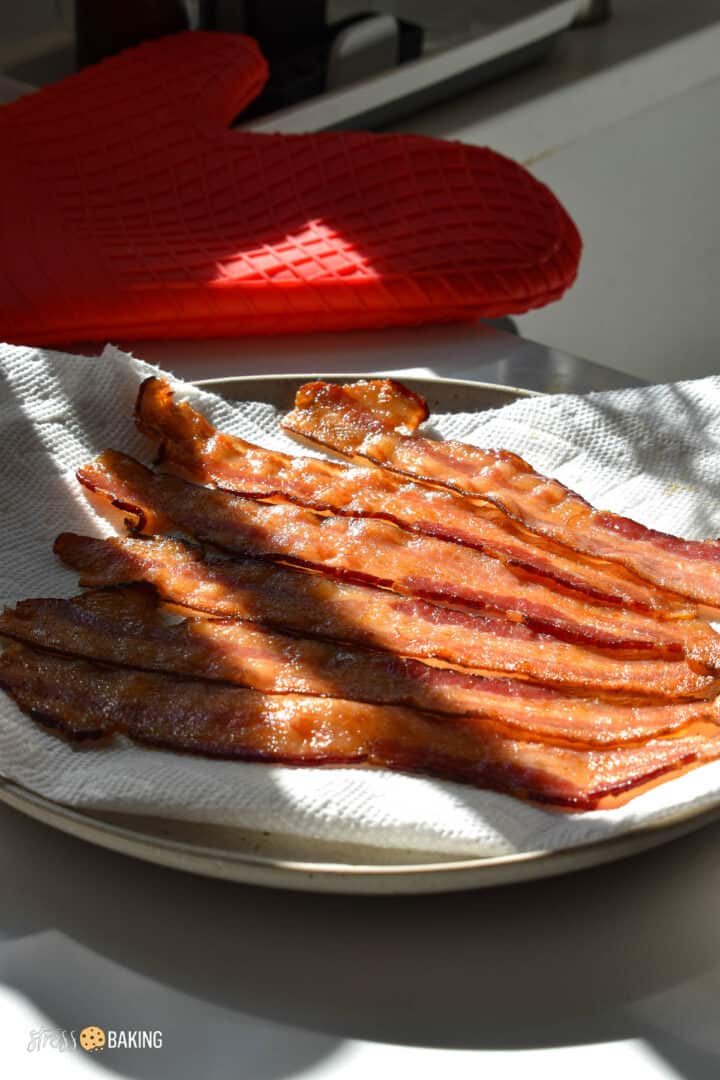 How to Cook Bacon in the Oven | Stress Baking